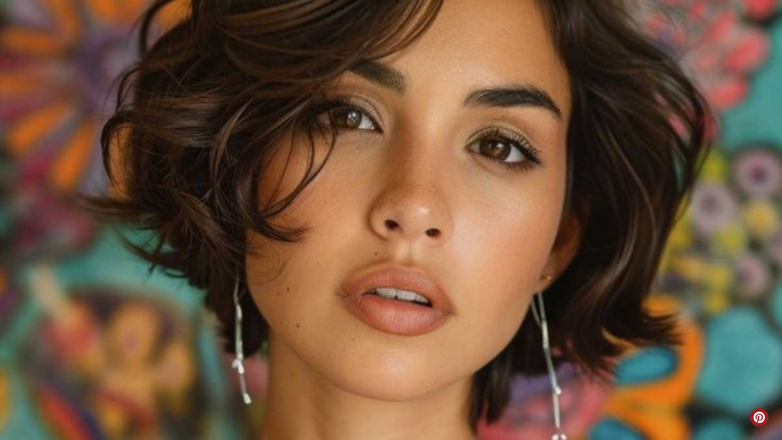 The Flipped Bob Hair Cut - Locate Your Look